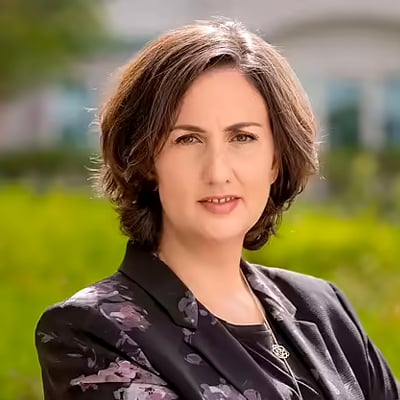 Executive MBA (EMBA) in Mumbai | Career Development | SP Jain Global